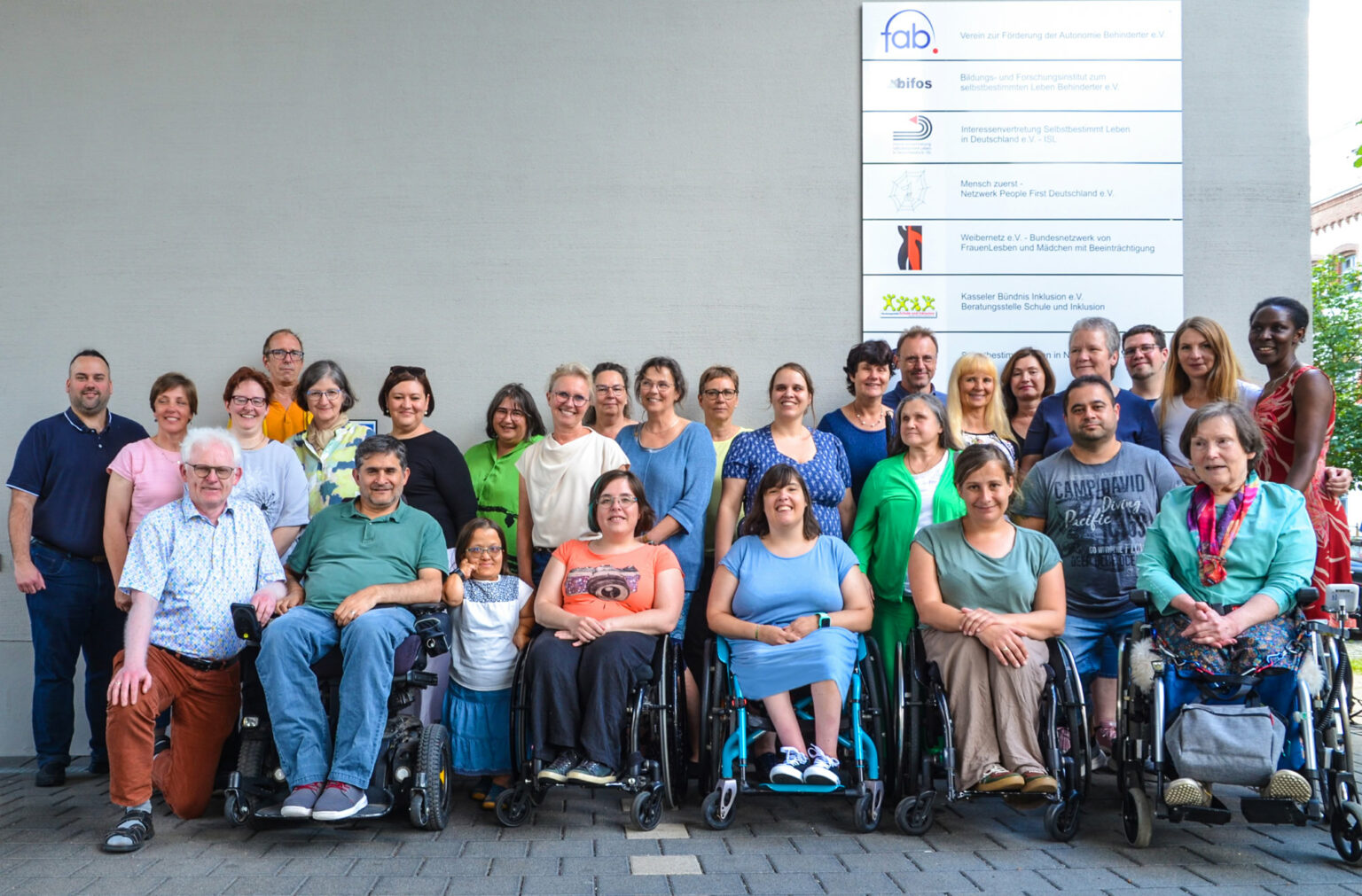 Über uns - Verein zur Förderung der Autonomie Behinderter e. V.